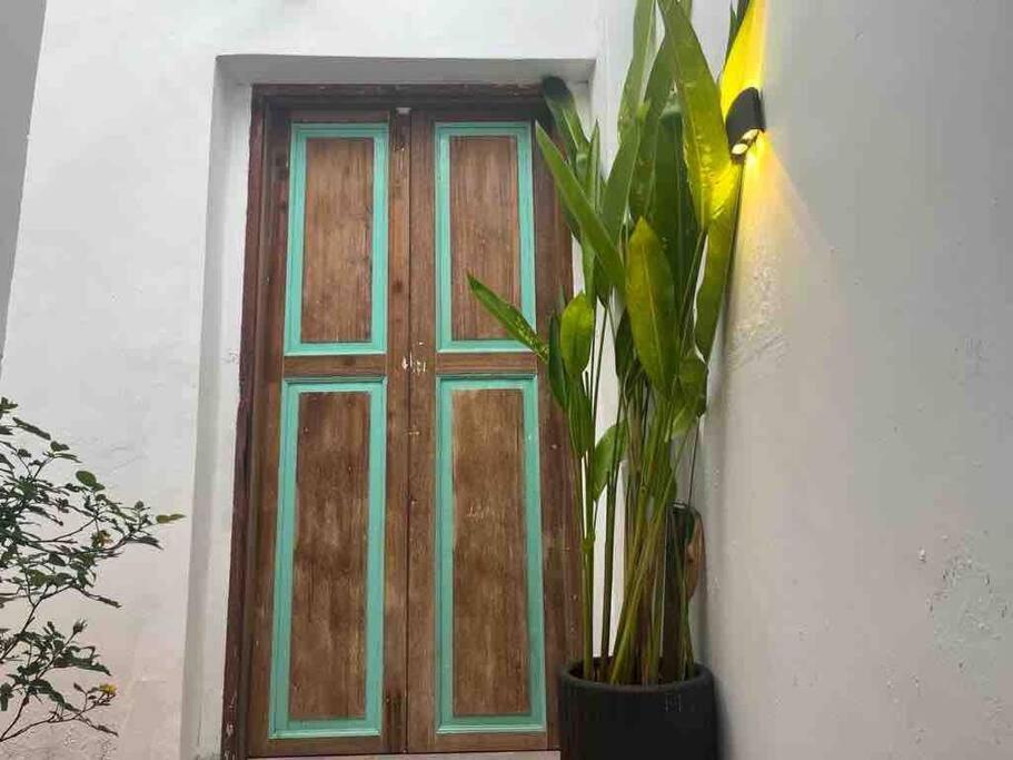 Heritage in Boat Ally, George Town (updated prices 2026)