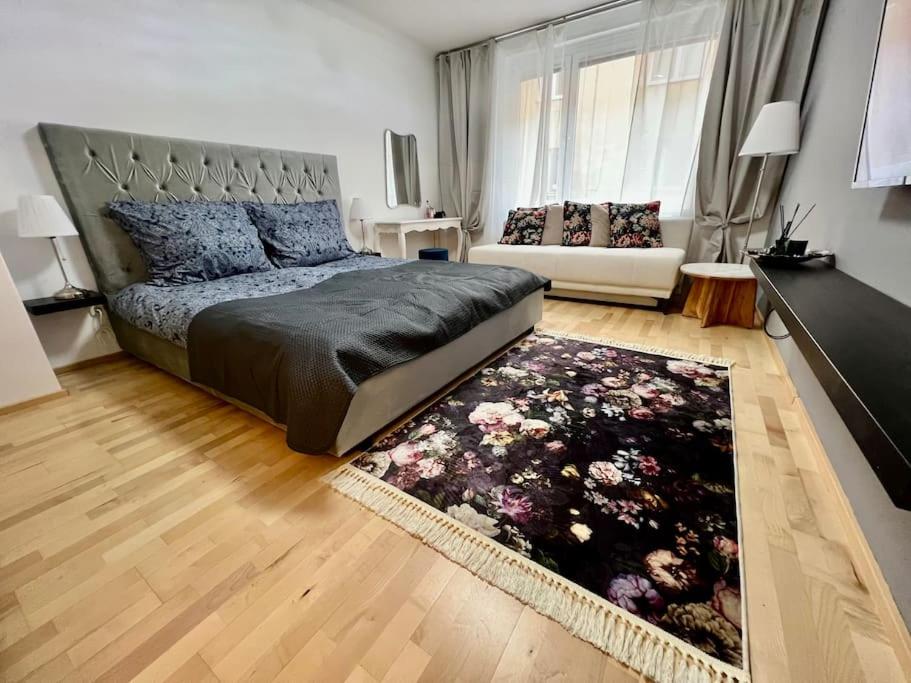 Old Town Vienna three #3, Vienna (updated prices 2026)