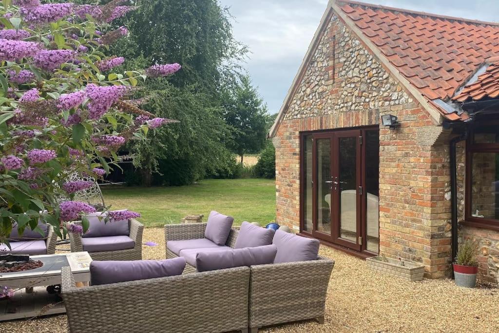 Alloway Barn Annexe Lovely 1 bedroom barn annexe in idyllic village ...