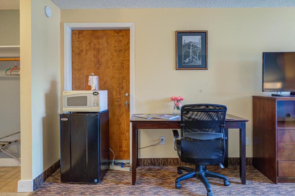 Columbia Gorge Inn, Cascade Locks (updated prices 2025)