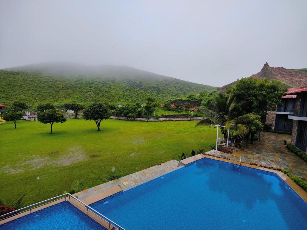 The Divine Hills Resort, Nāi (updated prices 2025)