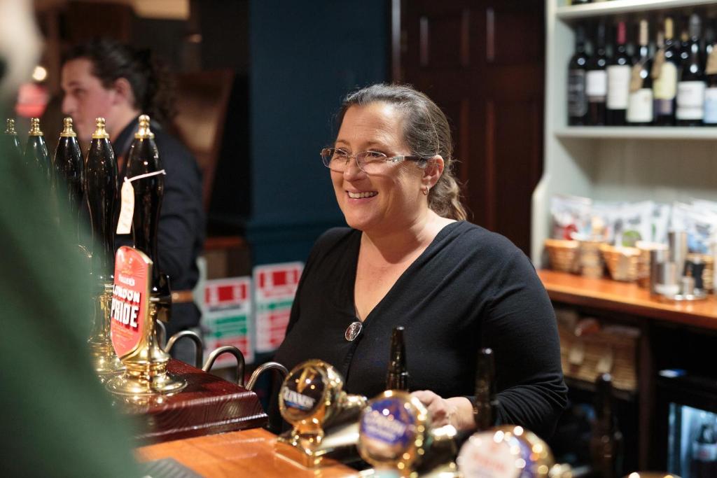 The Three Horseshoes East Worldham, Alton (updated prices 2025)