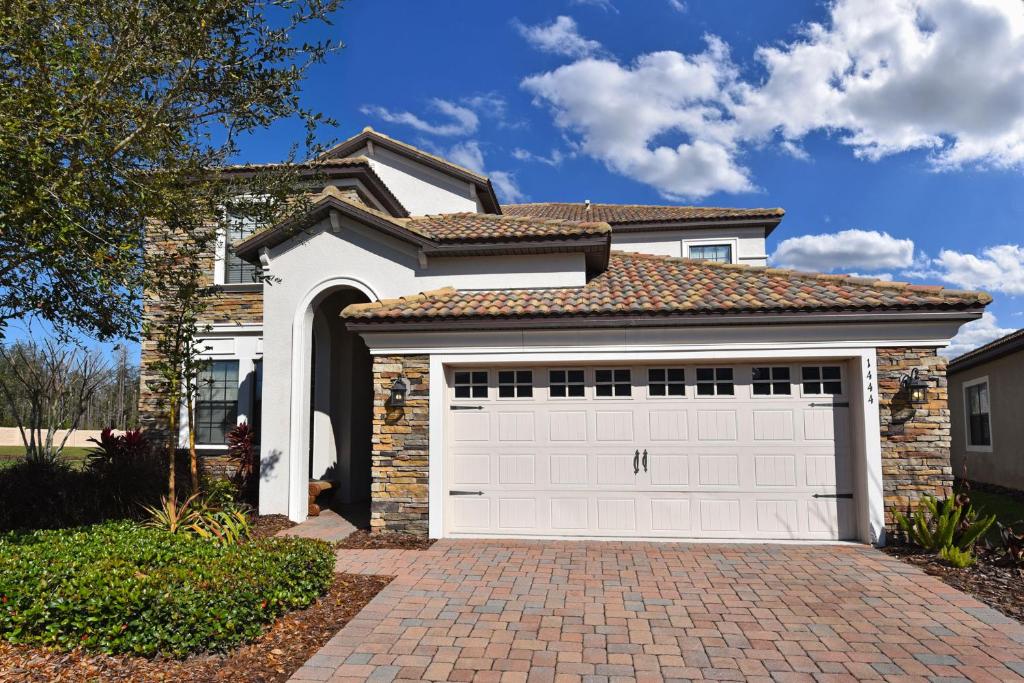 Huge 6bed Champions Gate Hm Loft Pool Spa Gm Rm Resort Amenities