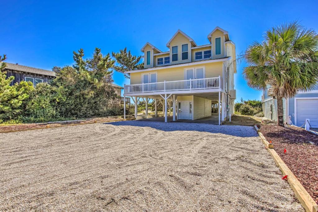 Marvelous Oceanfront Home with Stunning Views, Holden Beach (precios ...