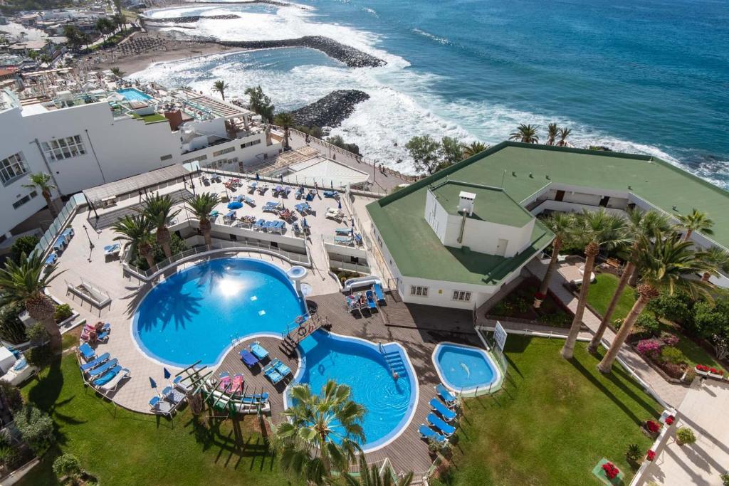 Villamar 39 - Two Bed with wraparound terrace with magnificent sea ...