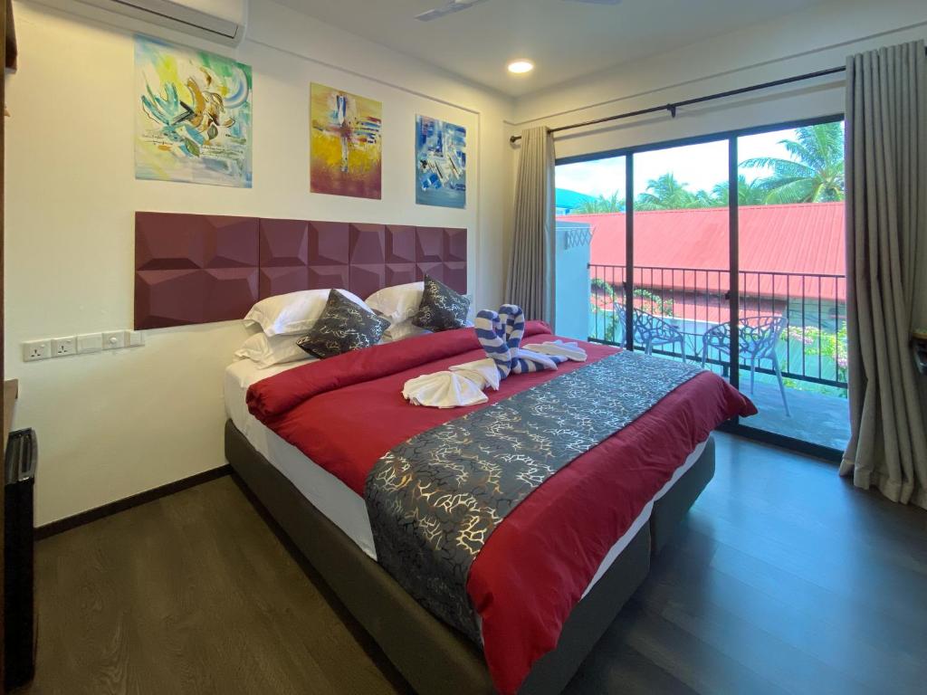 chillax Thoddoo, Thoddoo (updated prices 2024)