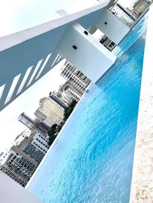1BR modern centric apartment Pool, gym, rooftop Santo Domingo, Santo ...