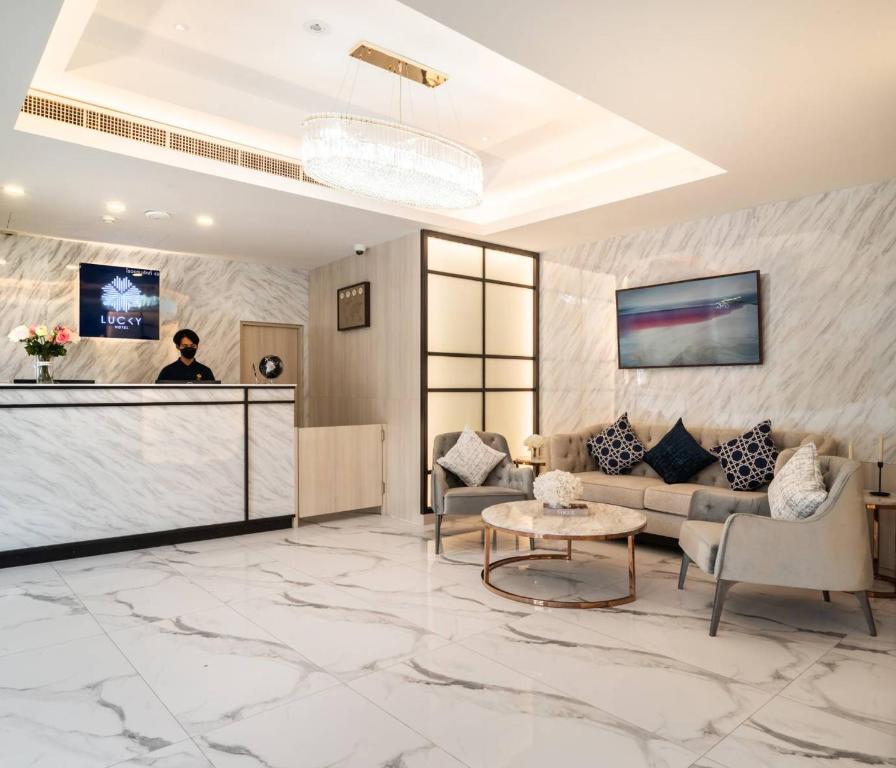 Lucky Hotel Bangkok, Khlong Toei (updated prices 2025)