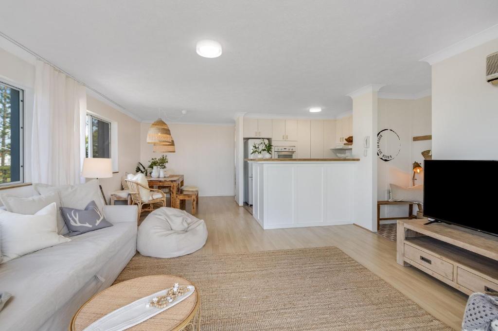 North of the Border Unit 9 Ocean View Terrace, Gold Coast – Updated 2023 Prices