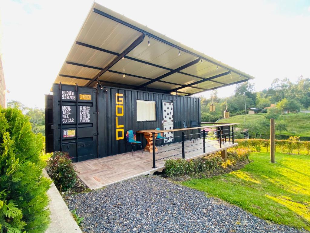 Acogedor y moderno Glamping en container, 10 min del centro - SuiteTrails