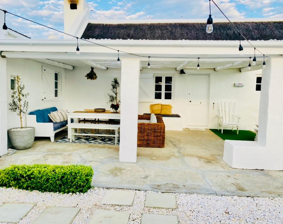 Latter Rain Cottage, Struisbaai - Struisbaai