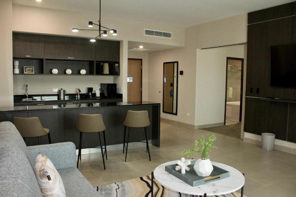 Holiday Inn Express & Suites - Tijuana Otay by IHG, Tijuana (updated ...