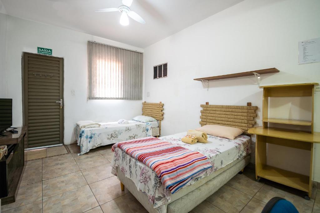 HOSTEL HOME ACADEPOL METRO BUTANTA e USP, São Paulo (preços atualizados ...