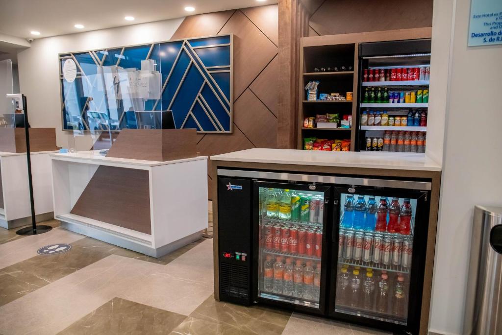 Holiday Inn Express & Suites - Tijuana Otay by IHG, Tijuana (updated ...