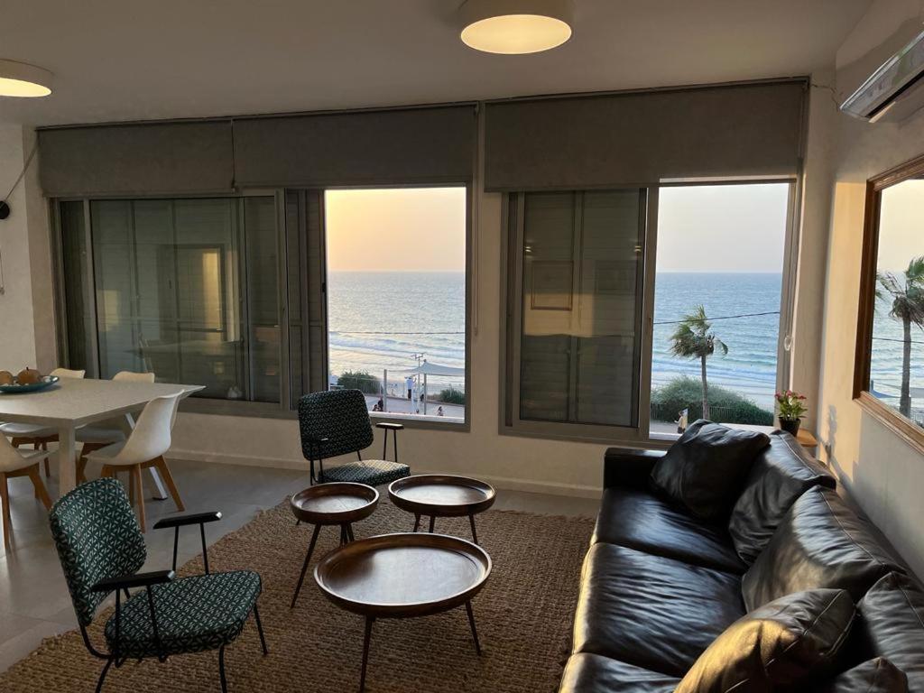 Amazing sea view apartment - By Paybox rentals - SuiteTrails