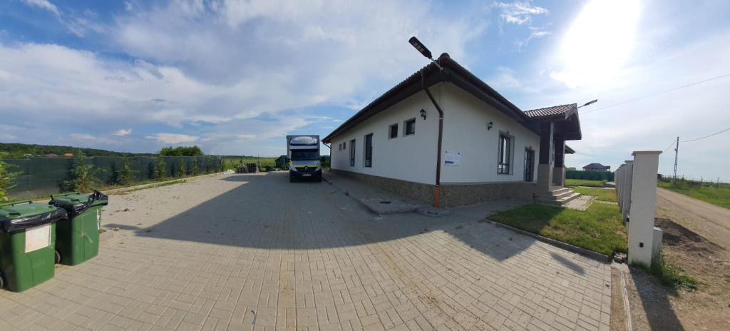 Vilă primitoare în Cihei ideală pentru grupuri., Apateu – Prezzi ...