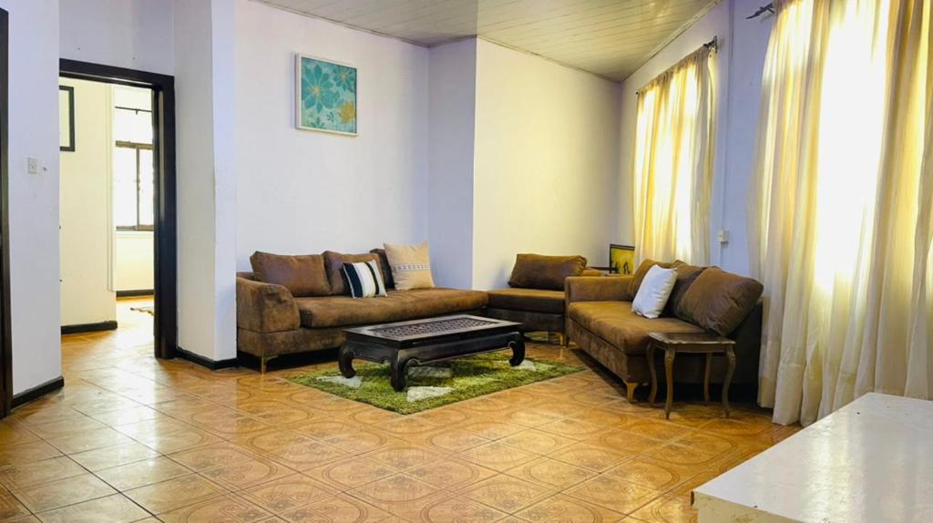 Artsy 3 bedroom house with a pool, Accra (updated prices 2026)