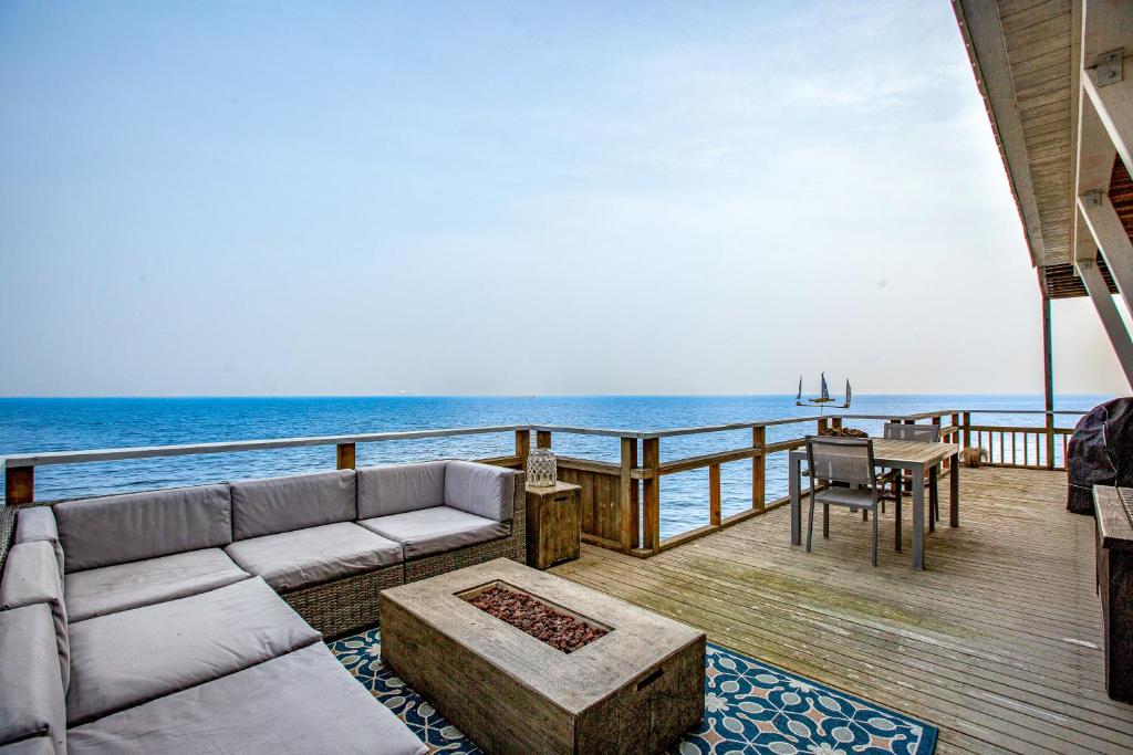 Rolling Bay Walk, Rollingbay (updated prices 2026)