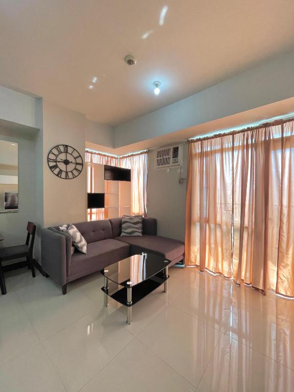 Cubao, Quezon City Condo Staycation (wifi and netflix ready), Manila ...