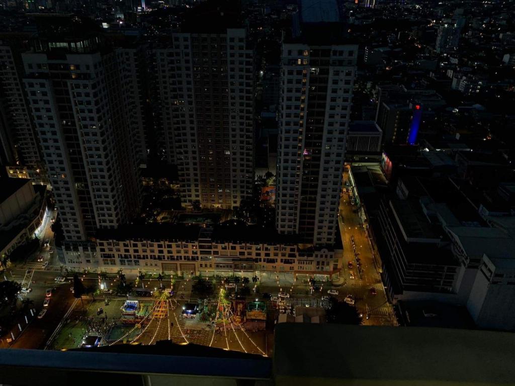 Cubao, Quezon City Condo Staycation (wifi and netflix ready), Manila ...