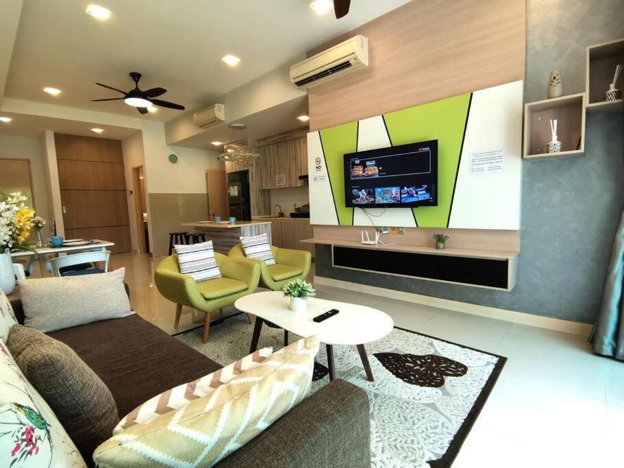 KK City THE LOFT IMAGO New Renovate 2BR 6-10PAX โกตาคินาบาลู (ราคาอัปเด ...