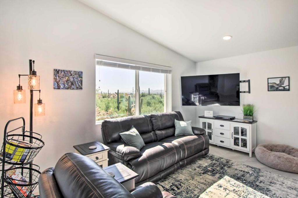 Classy Tucson Escape with Fire Pit on 5 Acres!, Tucson (updated prices ...