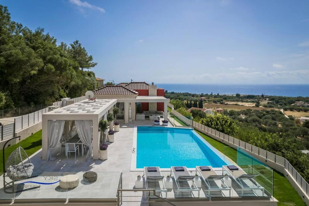 Casa Laura - Sky Lounge Villas, Svoronata (updated prices 2026)