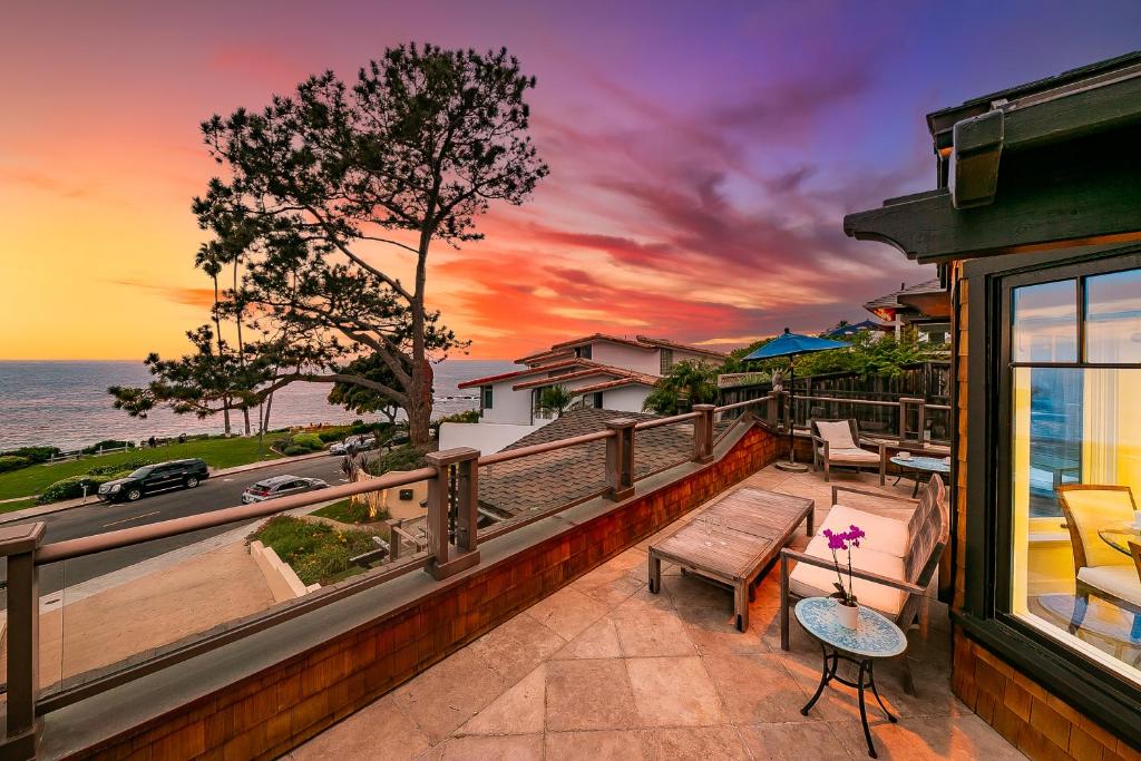 Cliff Dr View, Laguna Beach (updated prices 2025)