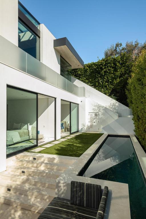 Ultra Modern Underground Homes