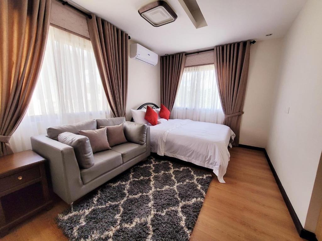 La Donna Transient Houses - SuiteTrails