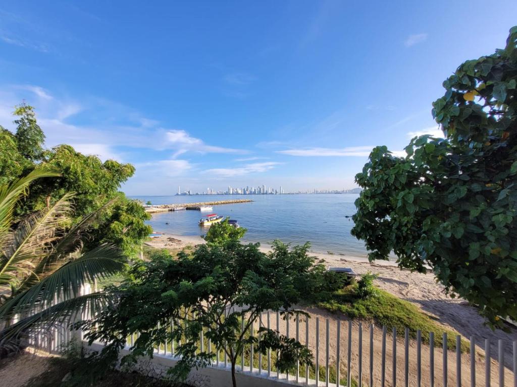 Casa de Playa, Playa de Punta Arena (updated prices 2025)