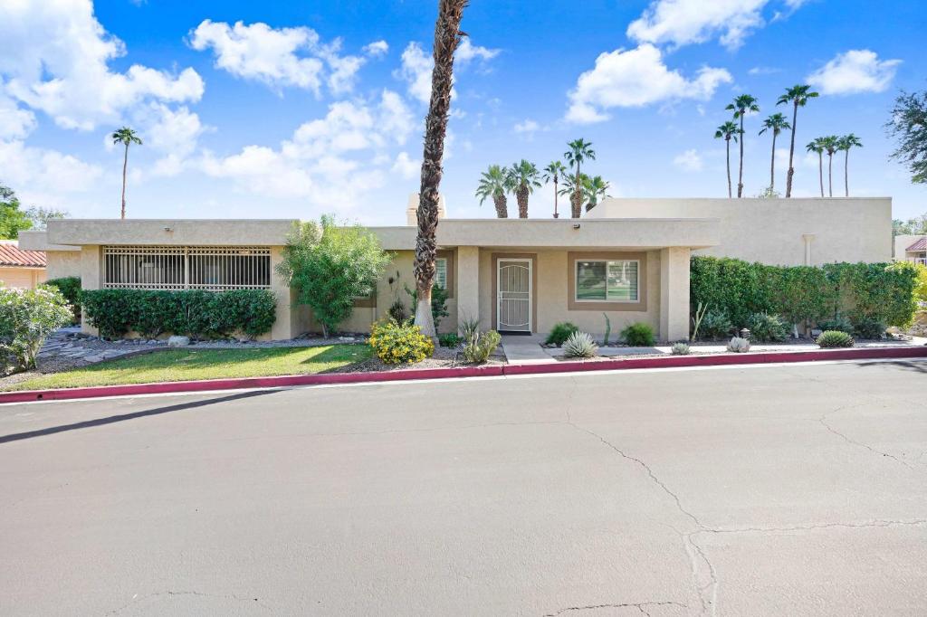 S Palm Desert Condo with Resort Amenities!, Palm Desert – Updated 2024 ...