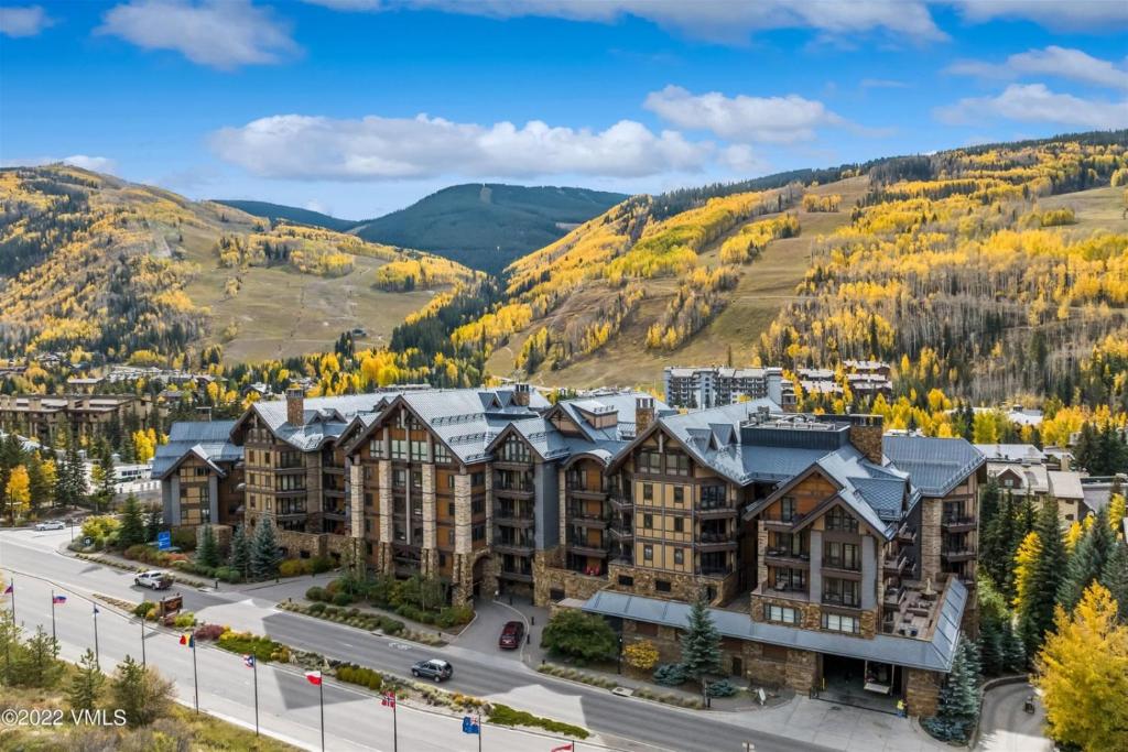 Platinum Vail Solaris 4 Bedroom Vacation Rental Set At The Base Of The ...