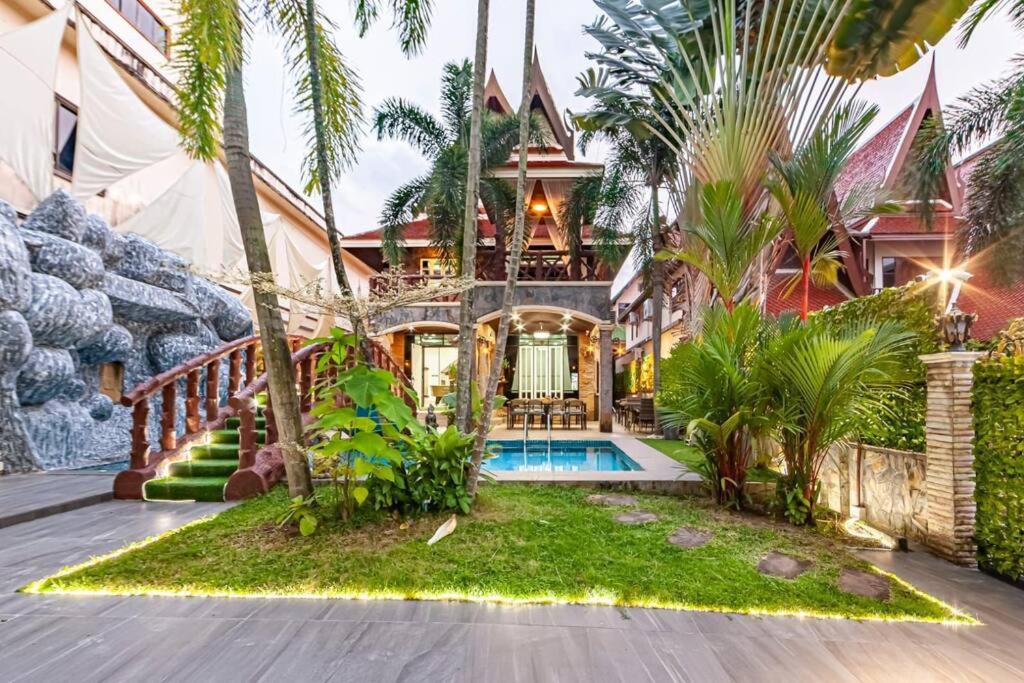 Villa Cologne พูลวิลล่า ที่สะดวกครบครัน , Strand Patong (aktualisierte ...