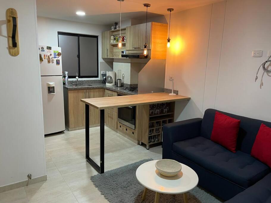 Aparta estudio en edificio Nuevo, Bucaramanga (updated prices 2024)