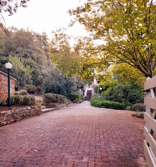 Adelaide hills Italian villa in creek setting, Bridgewater (updated ...