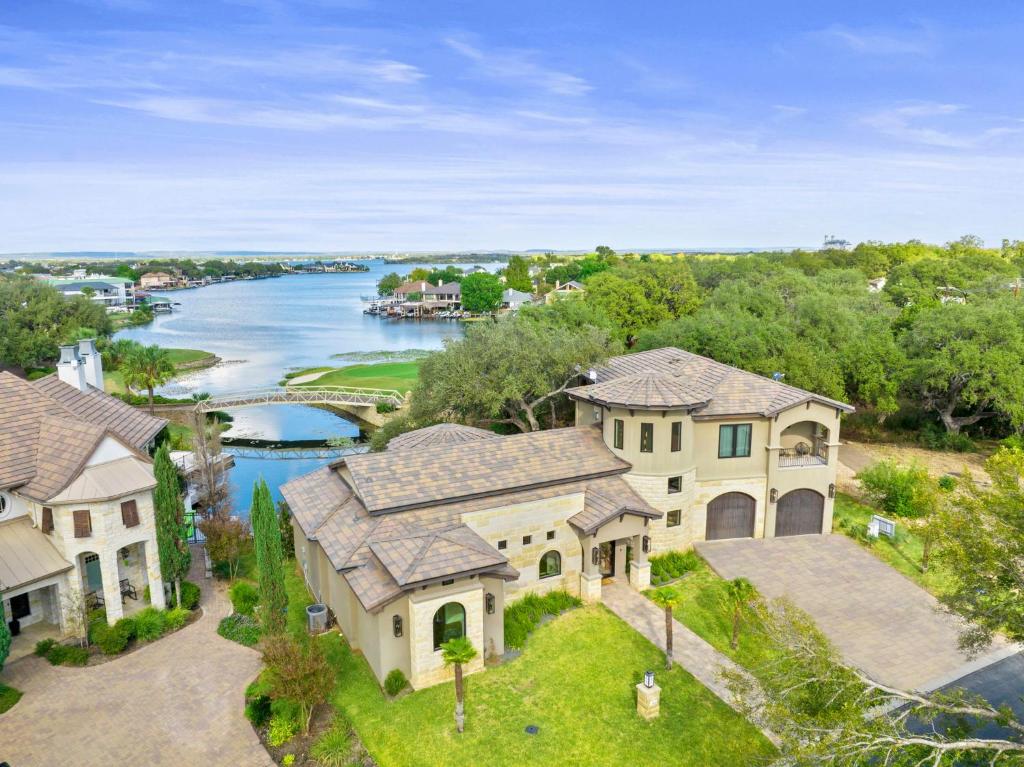 Luxury Lakeside Villa with Lake LBJ Access, Electric Boat Lift ...