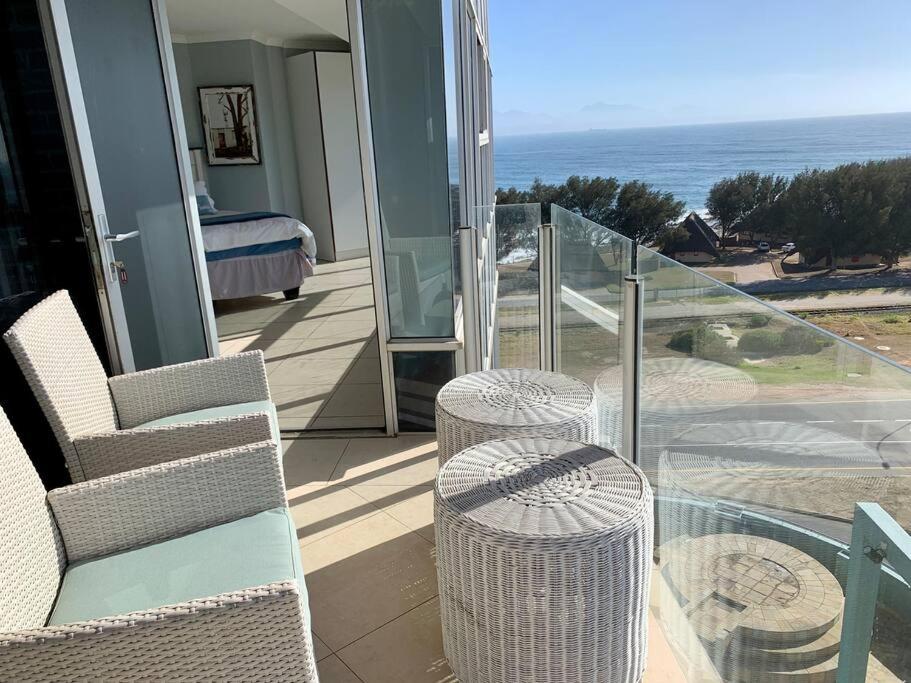 Spacious 2 bedroom space with breathtaking seaview, Mossel Bay ...