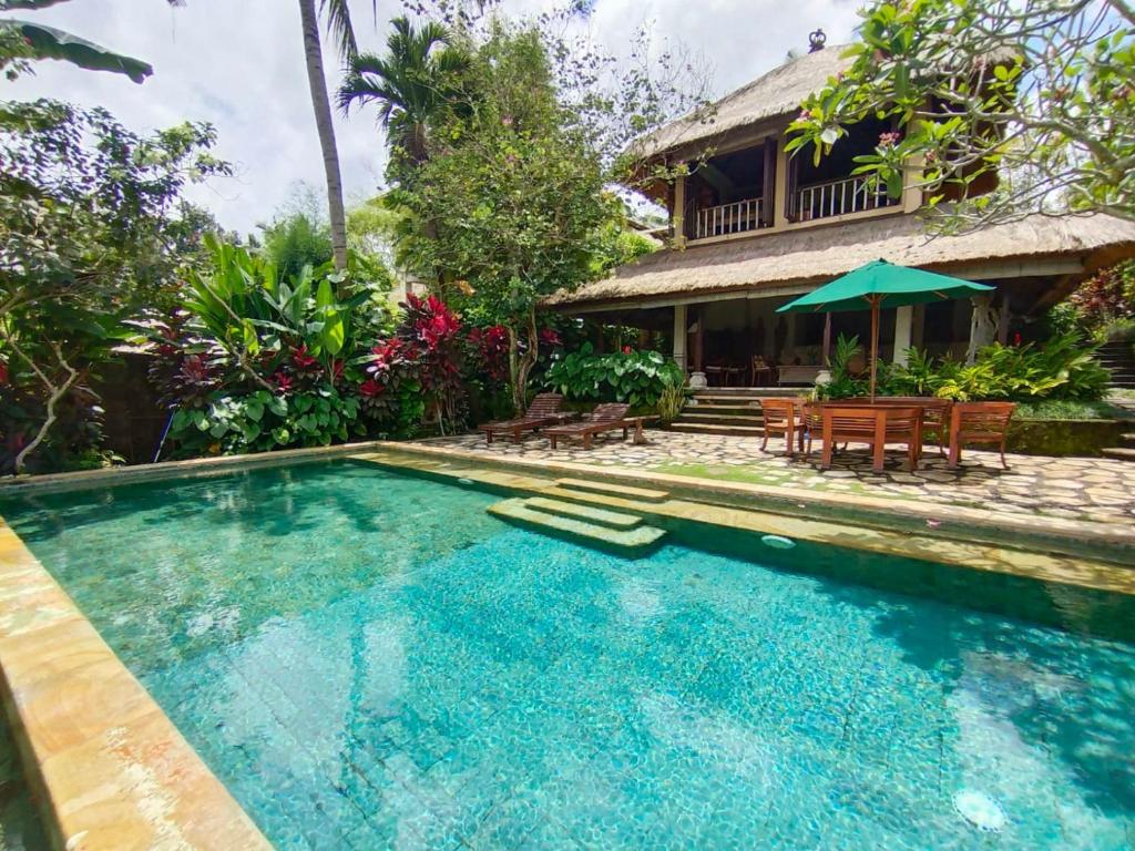 Villa Ria Sayan (Ινδονησία Ουμπούντ) - Booking.com