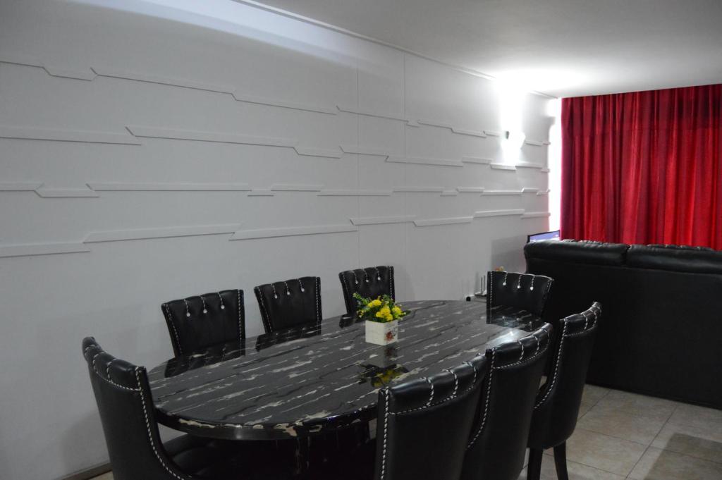 Accommodation Front - Deluxe 6 Sleeper with Rooftop Pool, Durban ...