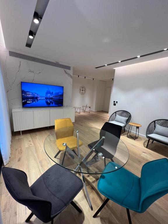 יחידת דיור סביון2, Savyon (updated prices 2025)