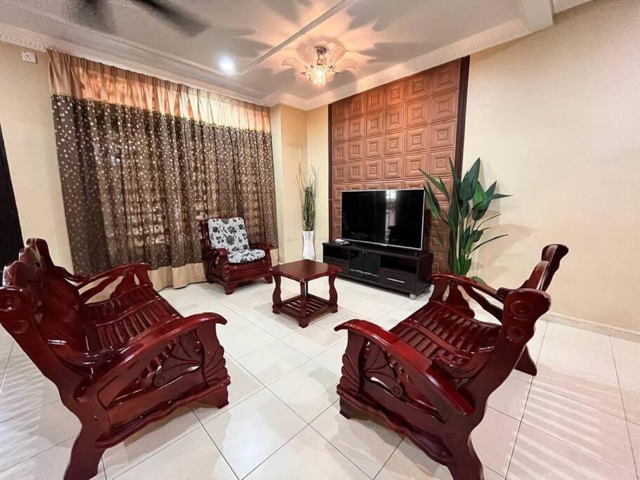 Grand Homestay Kulim 4-Bedroom, Lunas – Updated 2024 Prices