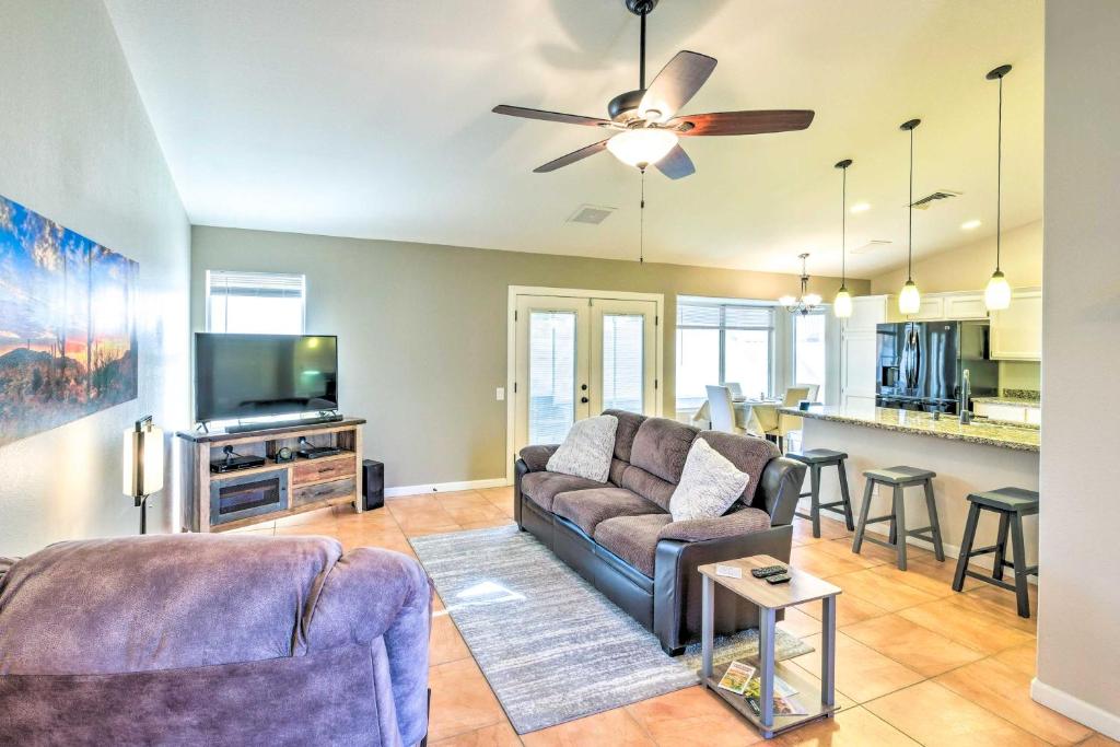 Modern Gilbert Retreat with Private Heated Pool, Gilbert – Updated 2023 ...
