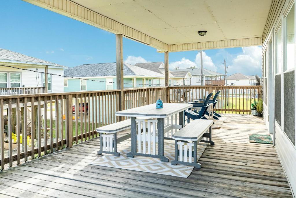 Family Tides, Galveston (updated prices 2025)