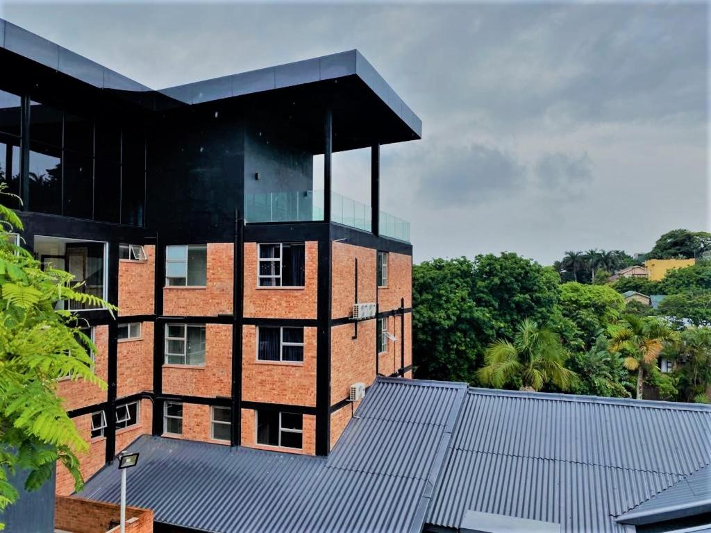 Zar Hotel, Amanzimtoti (updated prices 2025)