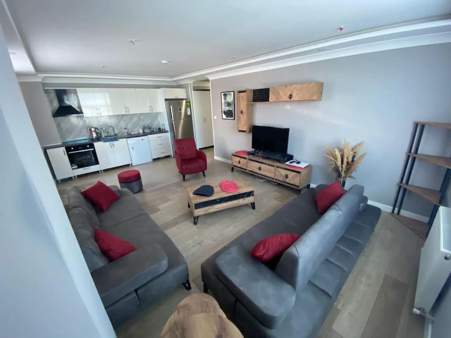 ÜMraniye Center N1 2+1 Luxery Design Residence - Polonezköy