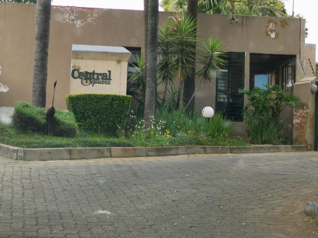 Paulshof Sandton Apartments - Central Square Complex, Sandton (precios ...
