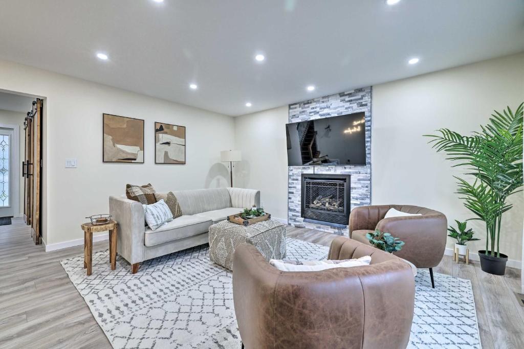 Pocono Summit Home with Large Deck and Lake Access!, Pocono Summit ...