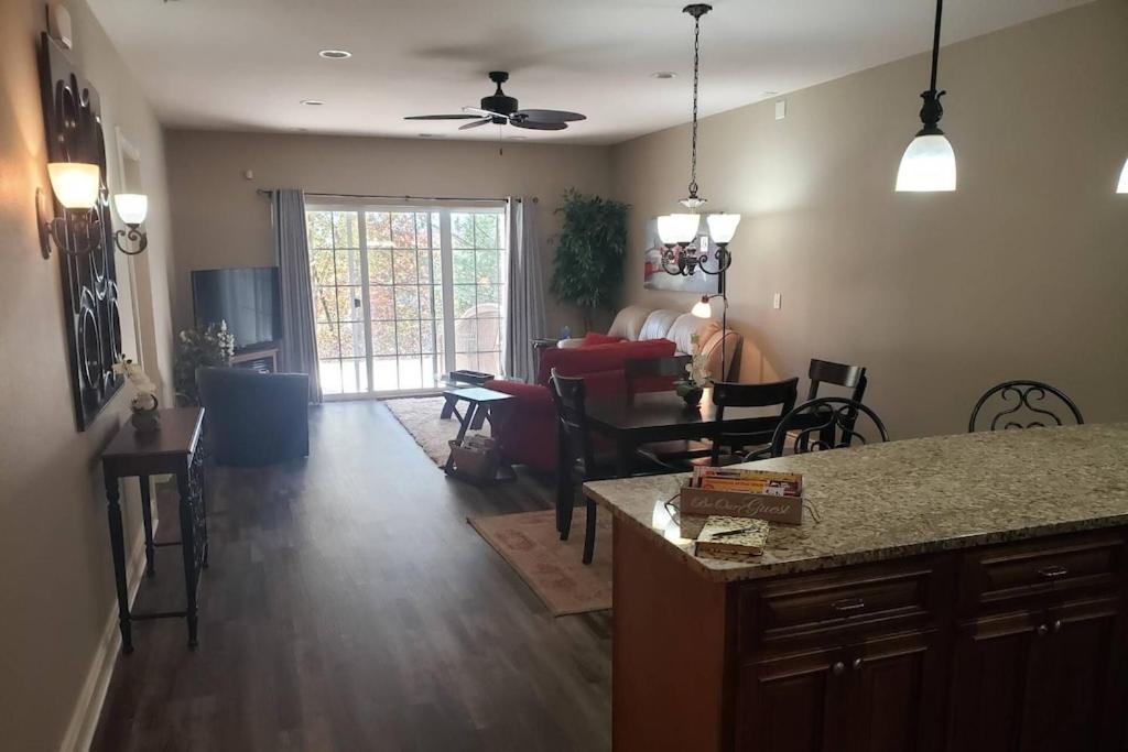 Beautifull Ground Floor Two Bedroom, Two Bath Condo. Near Golf and ...