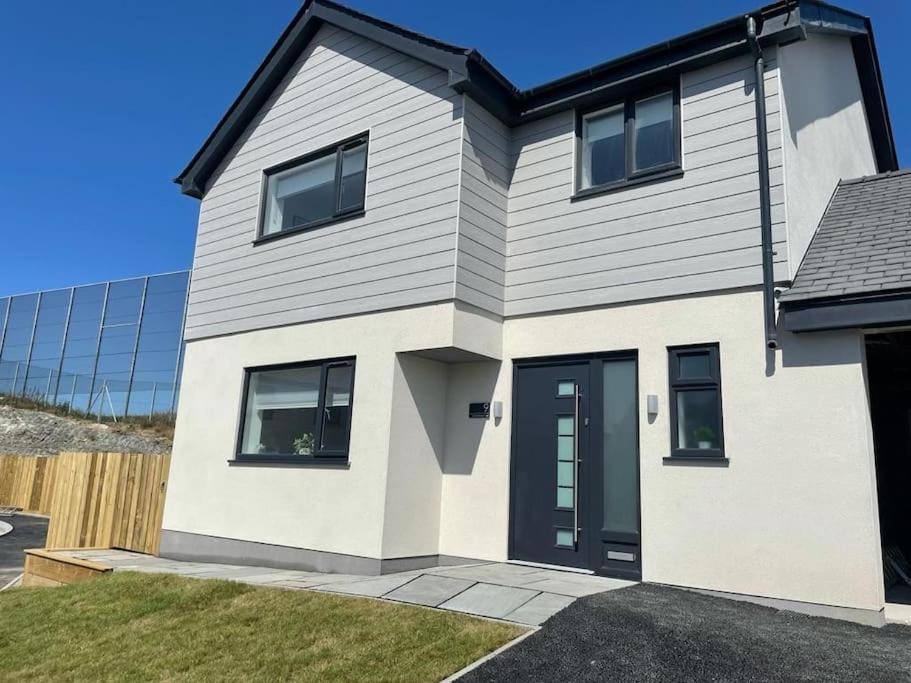 Trearddur Bay - Luxury 4 Bedroom Modern House - Trearddur Bay